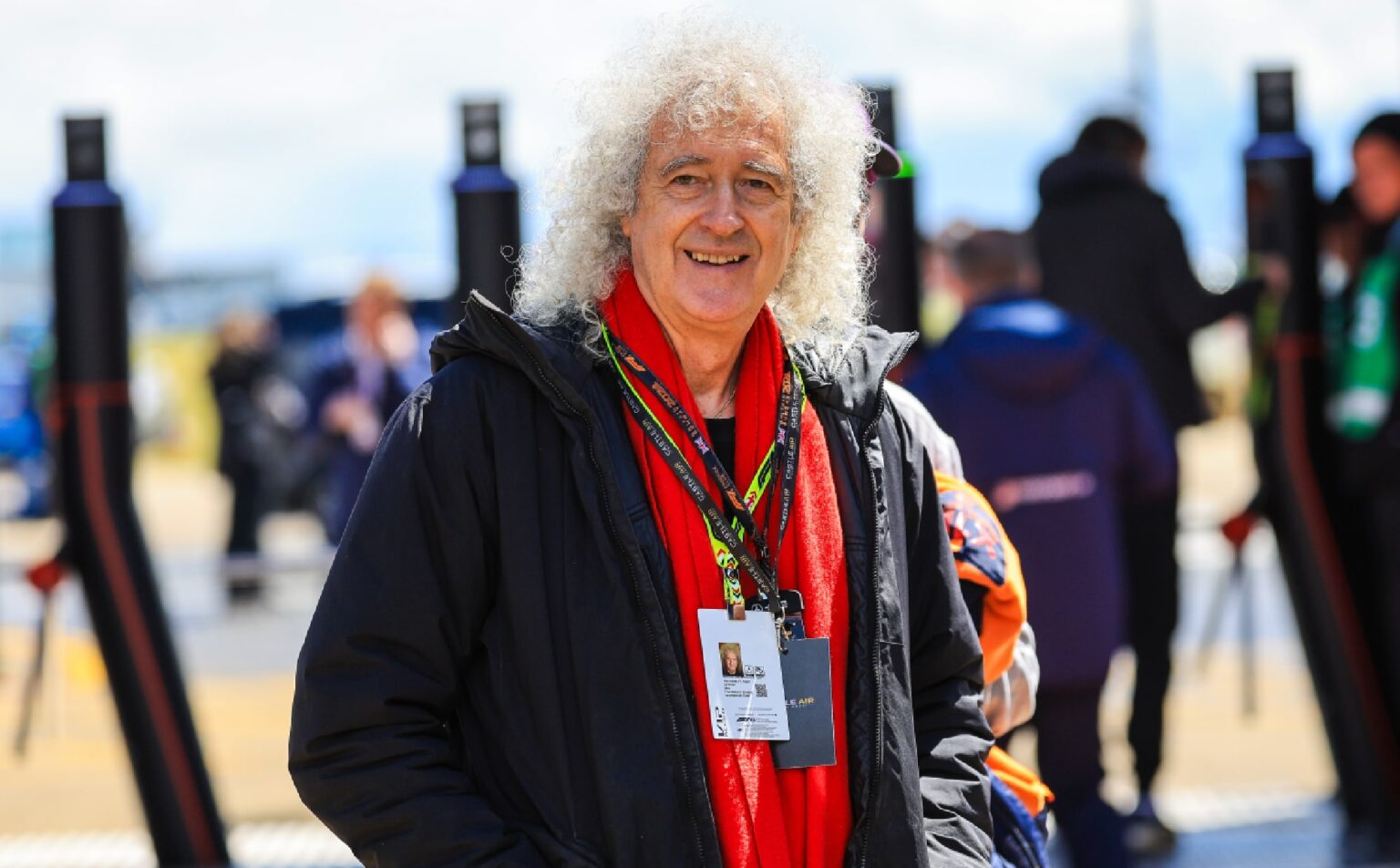Brian May forklarer, hvorfor dronning ikke ville lade "gangster rapper ...